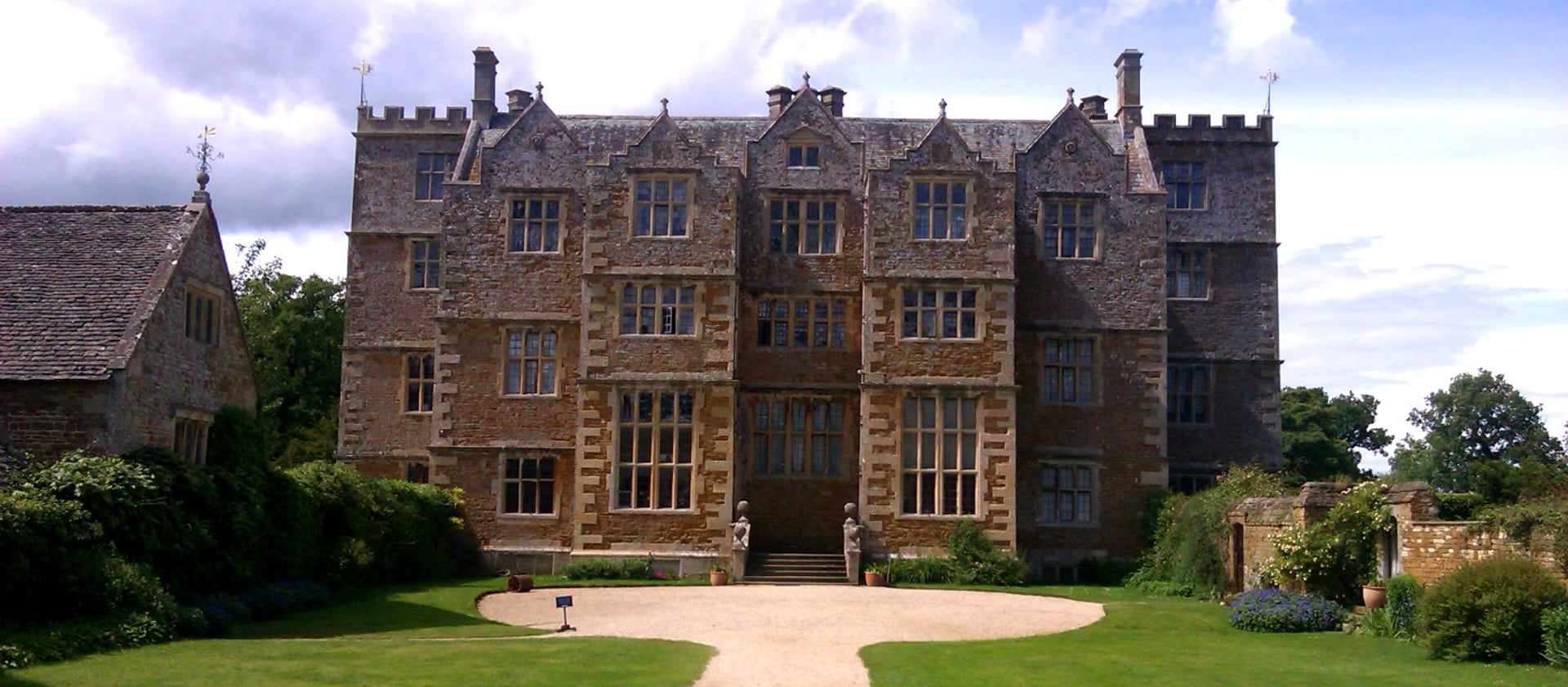 Alan Clutton-Brock - Moonstone Press